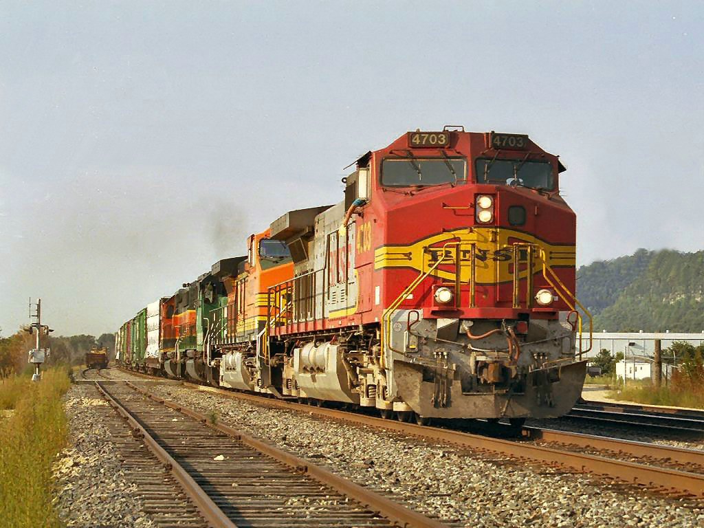 BNSF 4703